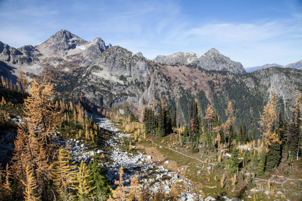 Fall Color at Heather-Maple Pass Loop - littlegrunts.com