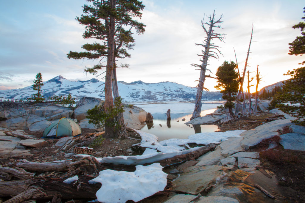 Backpacking Lake Aloha - littlegrunts.com
