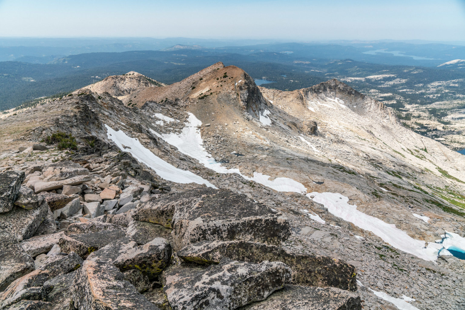 Pyramid Peak to Price Traverse, Desolation Wilderness - littlegrunts.com