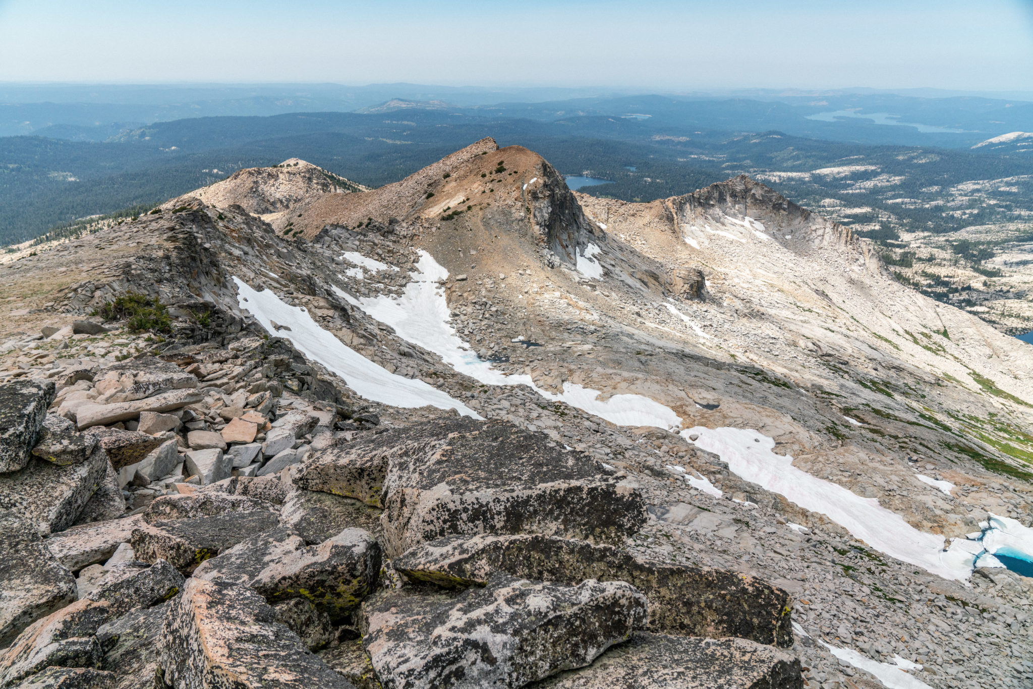 Pyramid Peak to Price Traverse, Desolation Wilderness - littlegrunts.com